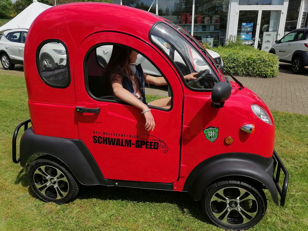 4-Rad E-QUAD Elektro 2 Sitzer Kabinenroller 45km/h Elektrofrosch Frosch ...