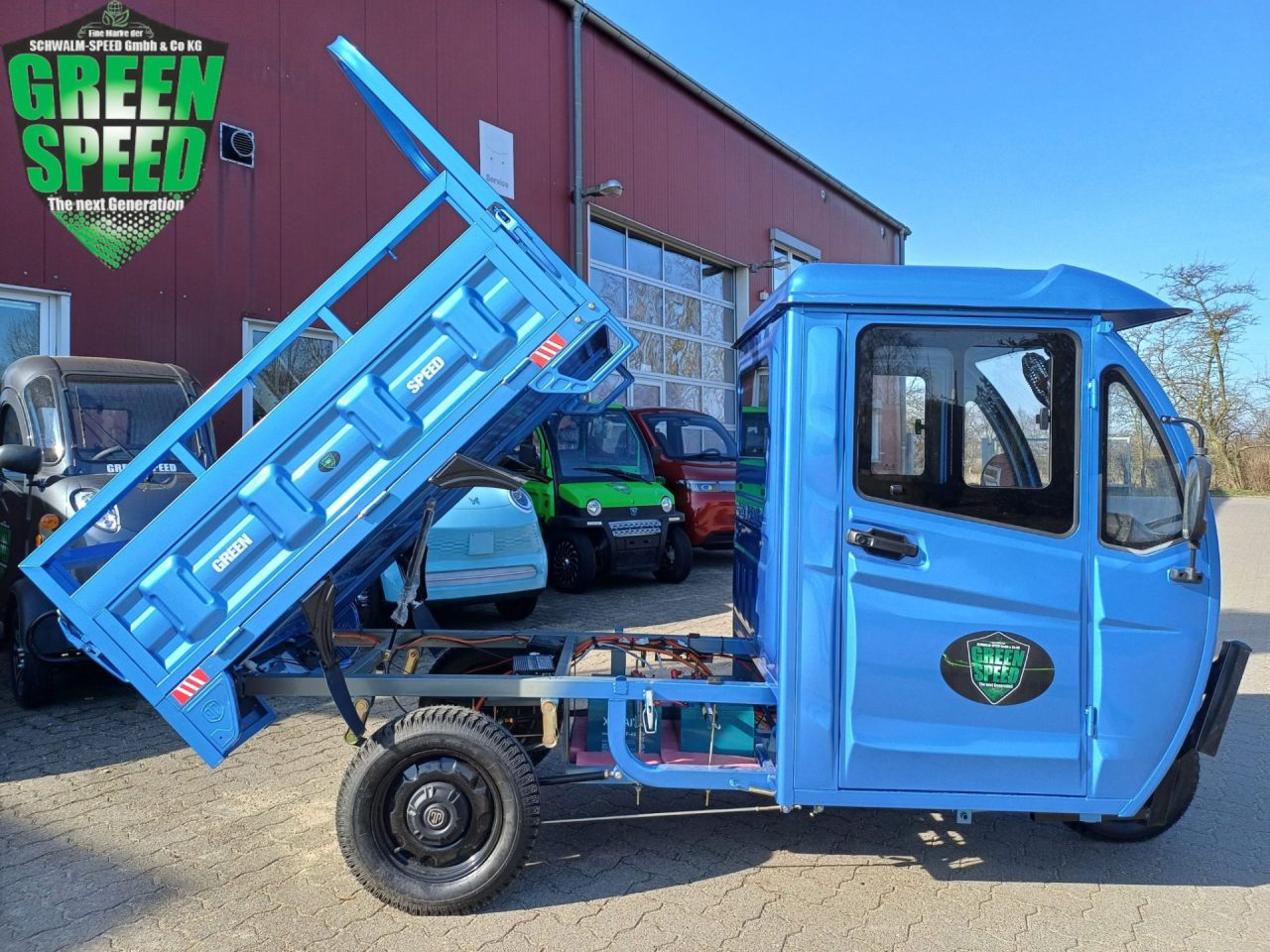 3-Rad Elektro Cargo „PETIT“ Pritsche mit Kippfunktion 25 km/h Mopedauto ...